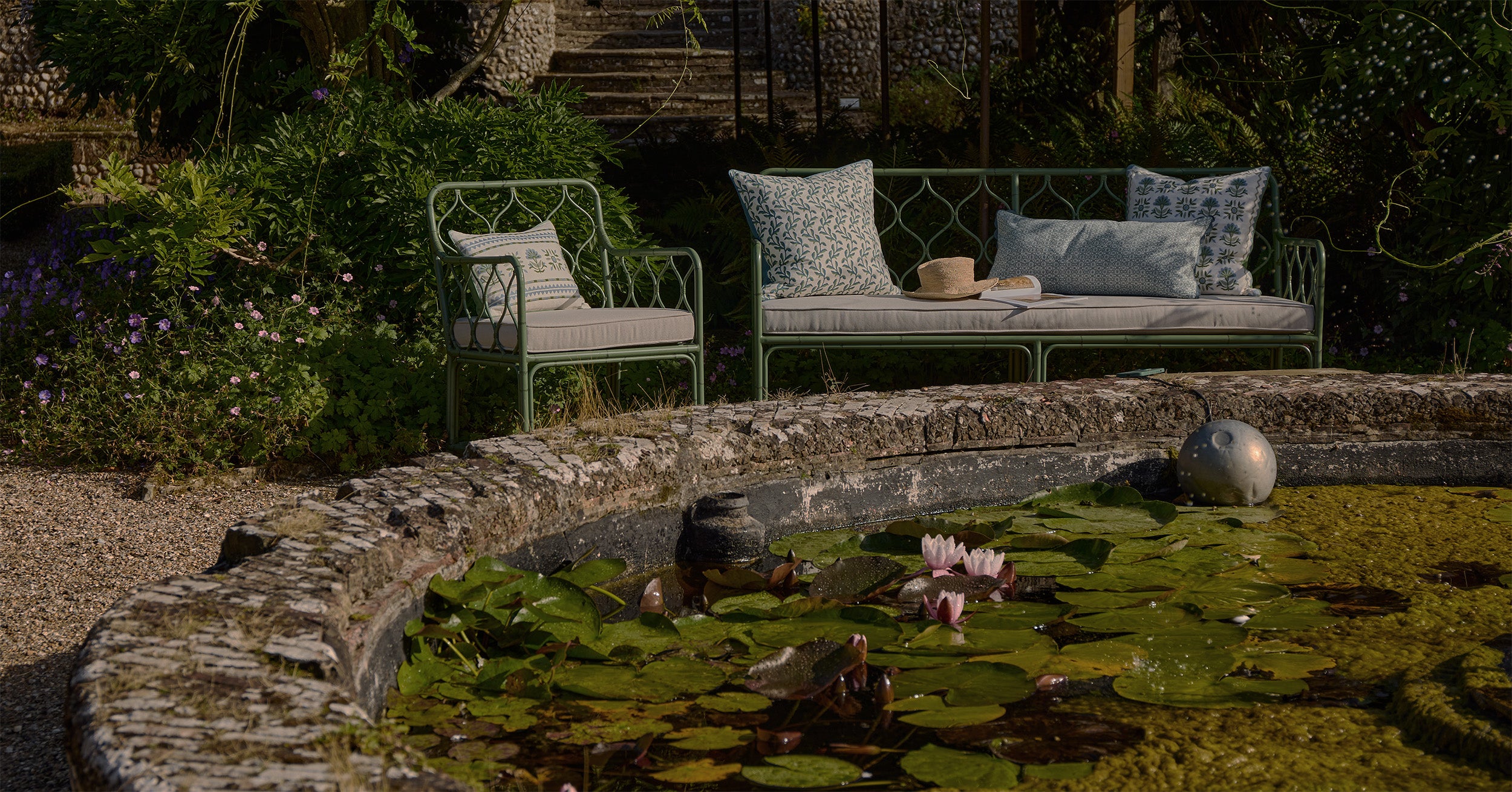 The Roost - Curation, Inspiration and Visualisation. All in one place.